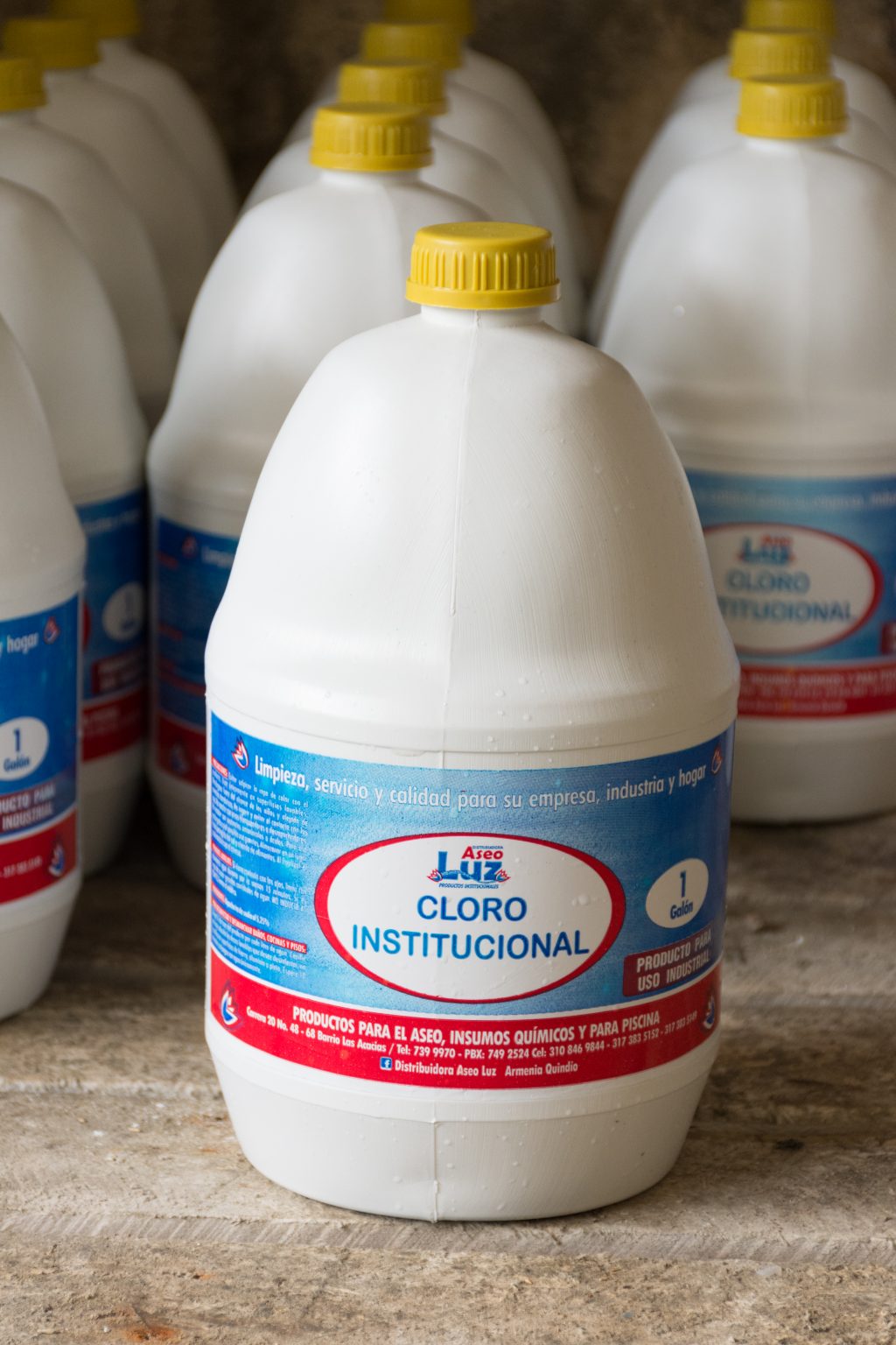 CLORO INSTITUCIONAL GALÓN – Aseoluz